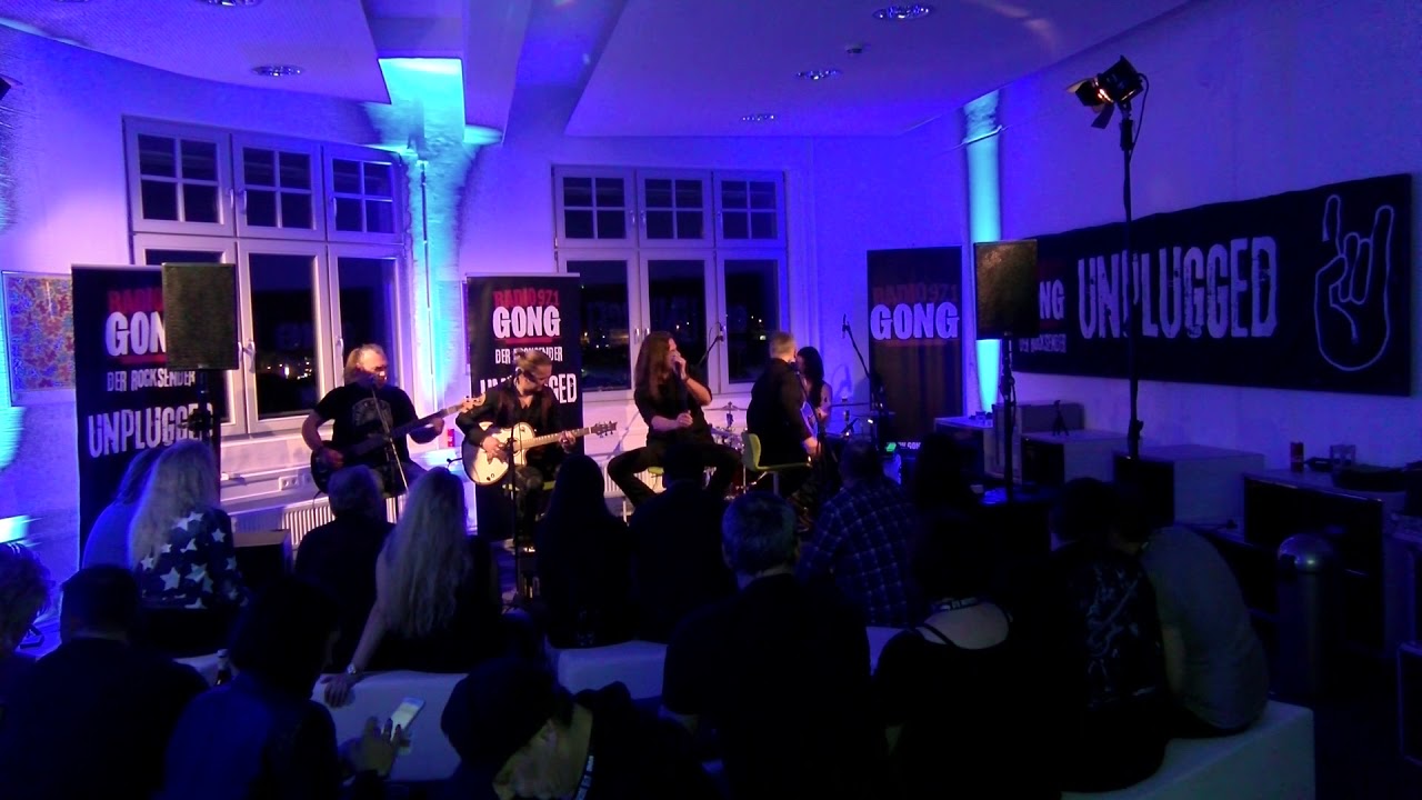 Gong 97.1 Unplugged: BONFIRE - YouTube