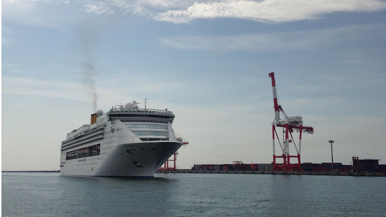Post-tsunami Sendai Port welcomes Italian cruise liner - YouTube