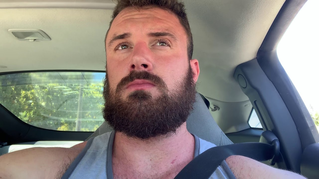 A GOOD LOVING PATRIARCH - DAN THE BODYBUILDER FROM THAILAND - YouTube