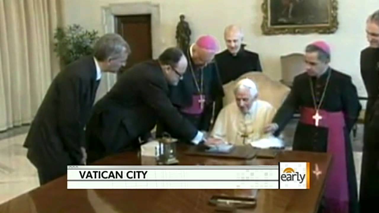 Pope Benedict's first tweet - YouTube