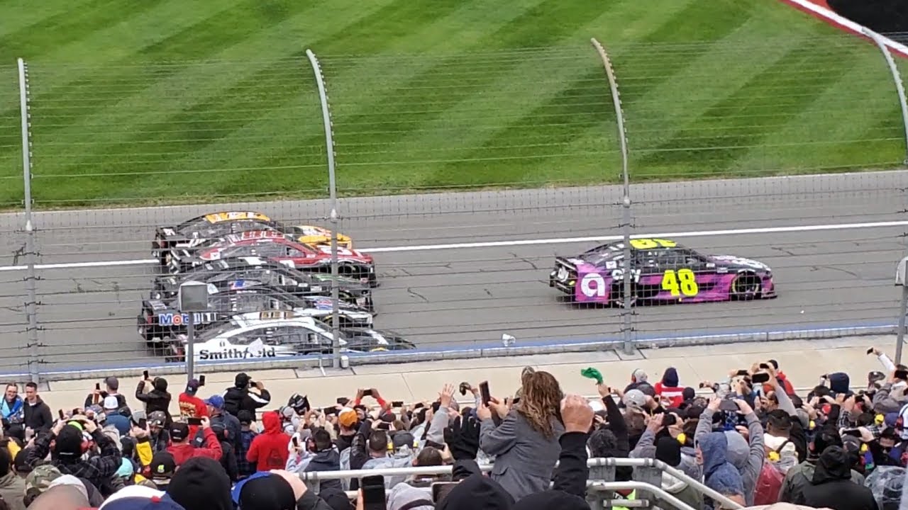 Auto Club 400 NASCAR Cup Series Race - YouTube