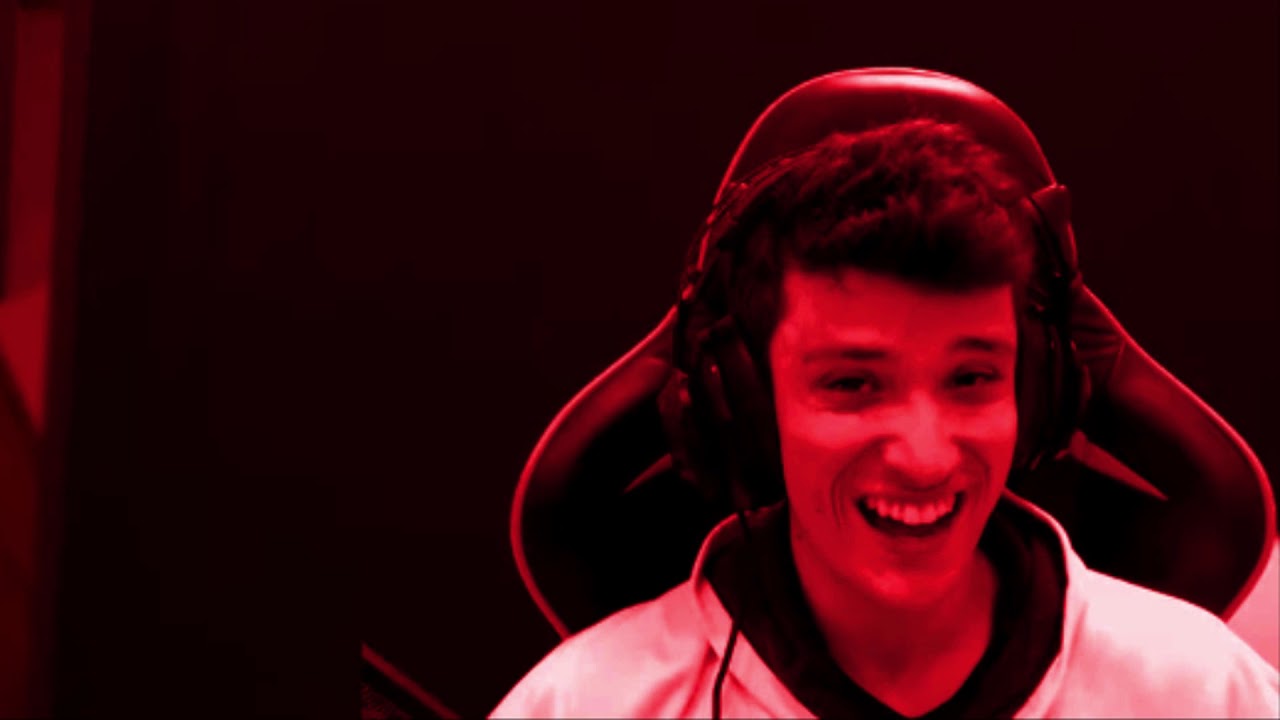 MELHORES MOMENTOS LIVE DE TERROR #3 - LEOZERA - YouTube