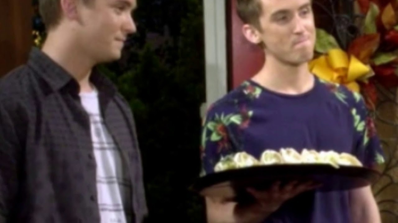 Nicky, Alex et Pamela Katsopolis - YouTube