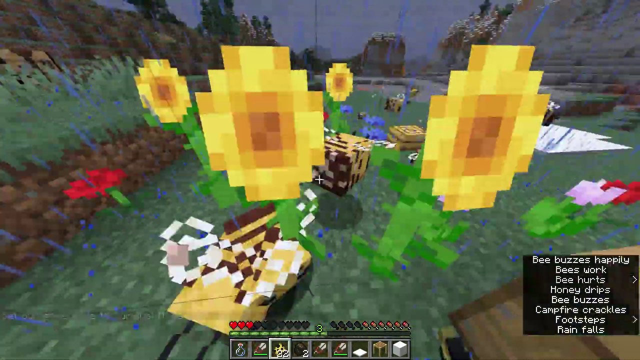 Bees In Minecraft Java Edition | 1.15 Snapshot - YouTube
