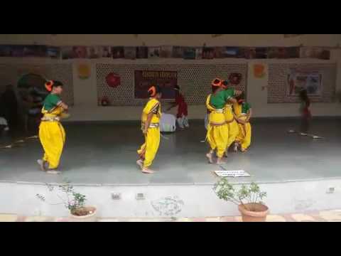 CMP DANCE BY KV UPPAL 1 PRIMARY STUDENTS - YouTube