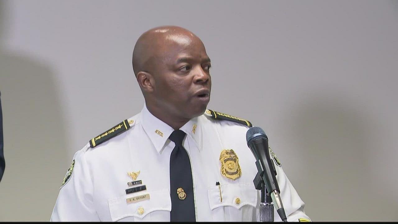 Atlanta Police Chief Rodney Bryant to retire, city says - YouTube