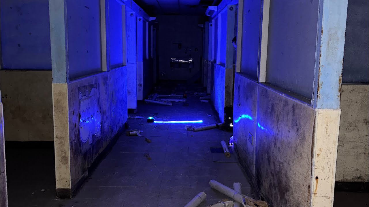 LIVE! Inside the Children’s HAUNTED HOSPITAL - YouTube