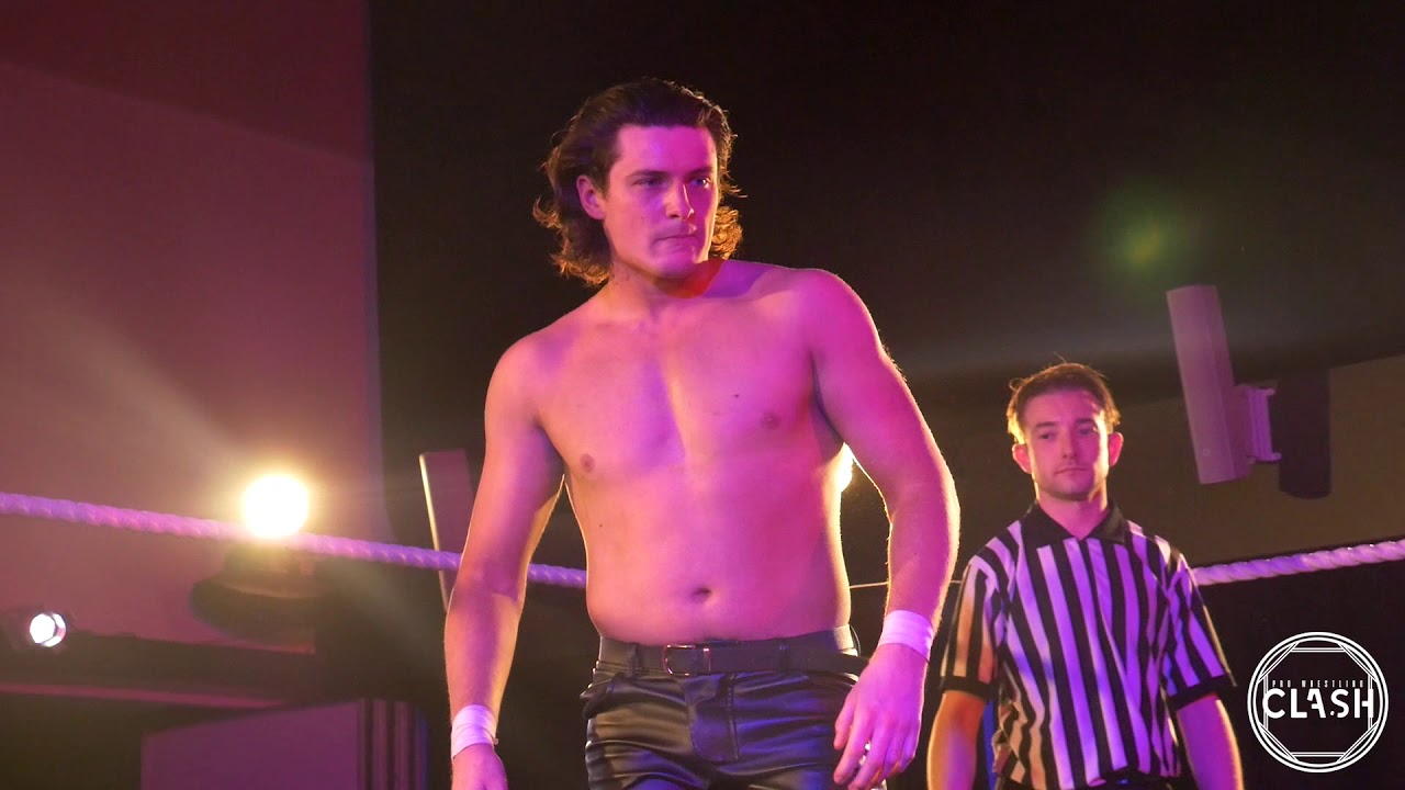 PW Clash: ClashBandicoot // Sam Stoker vs Spike Trrivet - YouTube