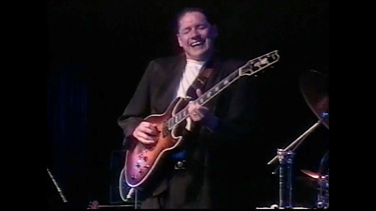 ROBBEN FORD : New York City 1990 - YouTube