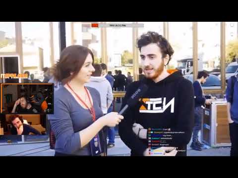wtcN | KENDİNE YAPILAN AMERİKAN DUBLAJINI İZLİYOR