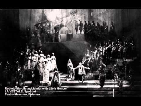 Robleto Merolla, tenor -  sings Simon Boccanegra