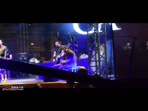 Cem Adrian - Uzun ince bir yoldayım © [♣HD]