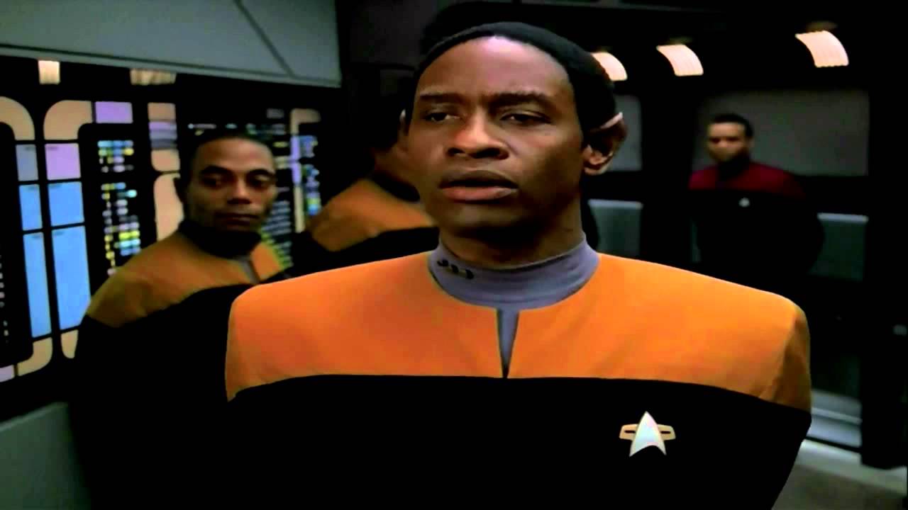 Tuvok Dances For Neelix (Neelix Leaves Voyager) - YouTube