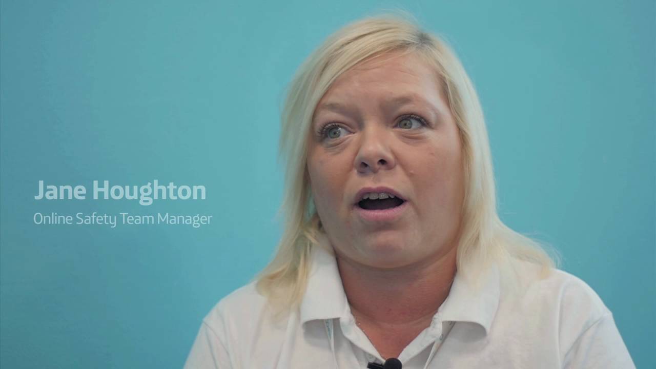 O2 NSPCC Online Safety Helpline YouTube o2-nspcc-online-safety-helpline-youtube