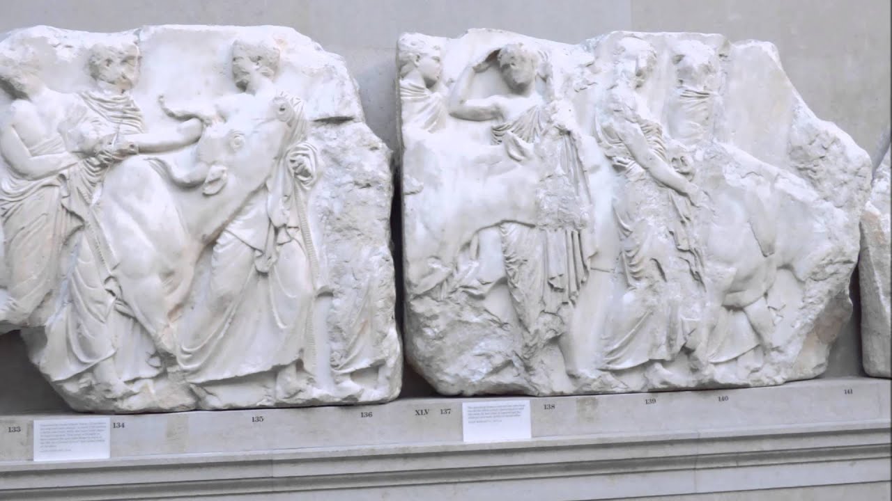 The Parthenon sculptures gallery at the British Museum, London ...