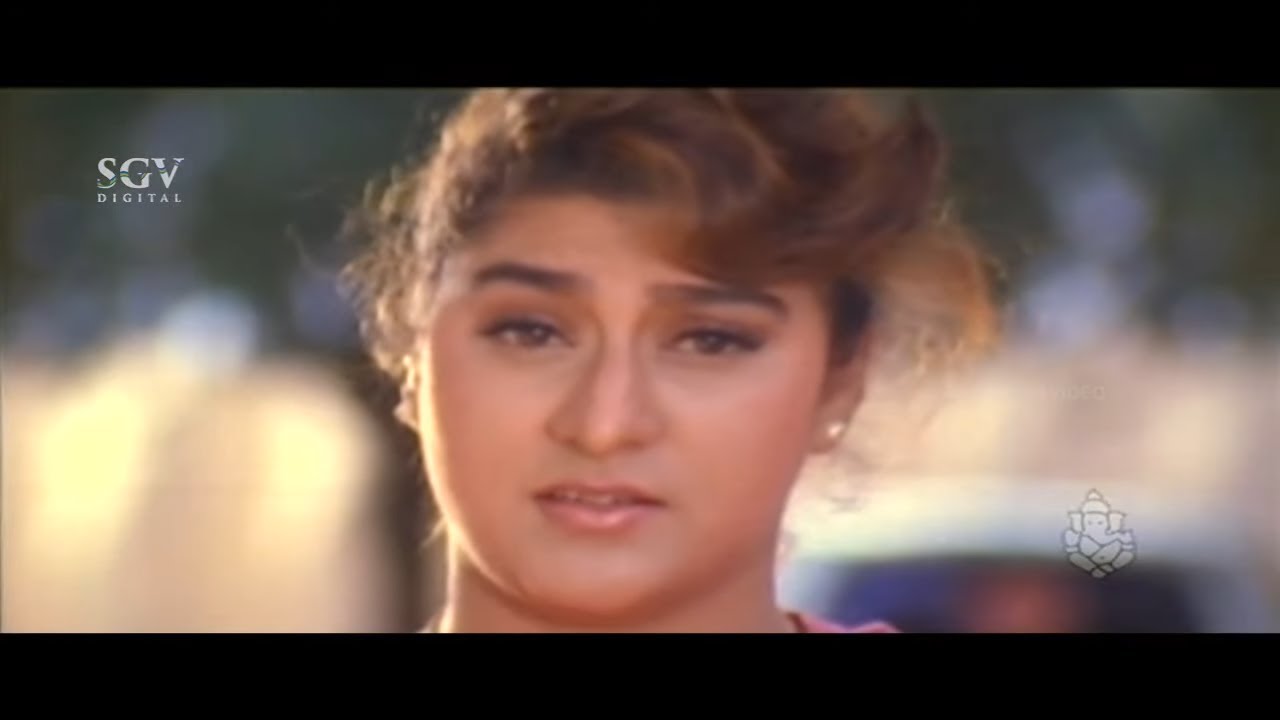 Reporter Trying to Impress Malashree | Lady Police Kannada Movie Scene ...