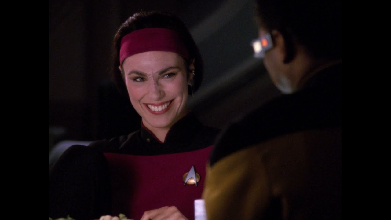 Michelle Forbes Star Trek TNG 5-24 interphase device effect on Ensign ...