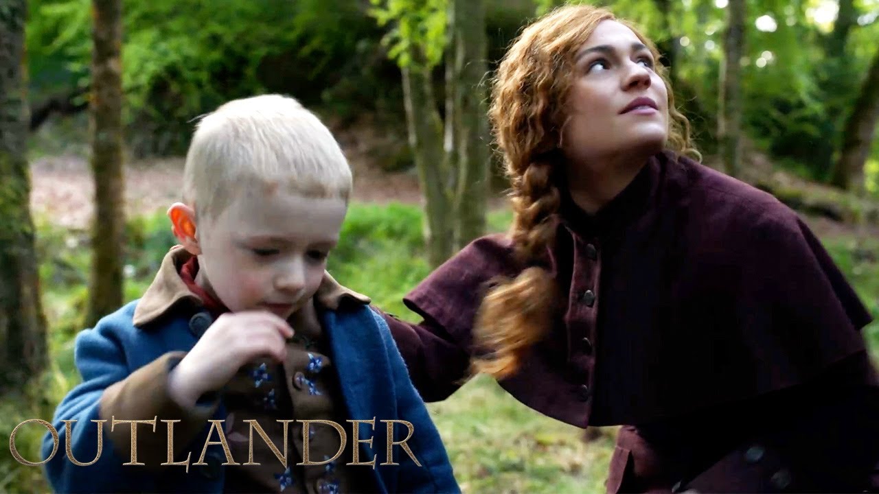 Outlander | Brianna's Cute Family Moment - YouTube