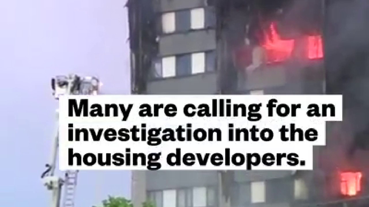 Scary Huge building set on fire in London.. people starting jumping out ...
