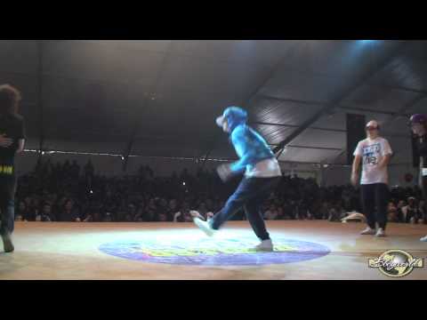 Narumi, Ayumi, Sarah Bee & Manuela vs At, Ramona Taya & Nadia | CHELLES BATTLE PRO 2011
