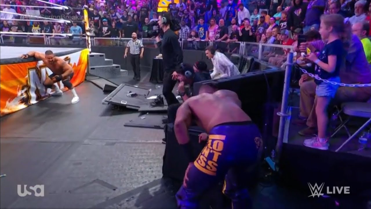 Bron Breakker ataca a Carmelo Hayes & Trick Williams - WWE NXT Spring ...