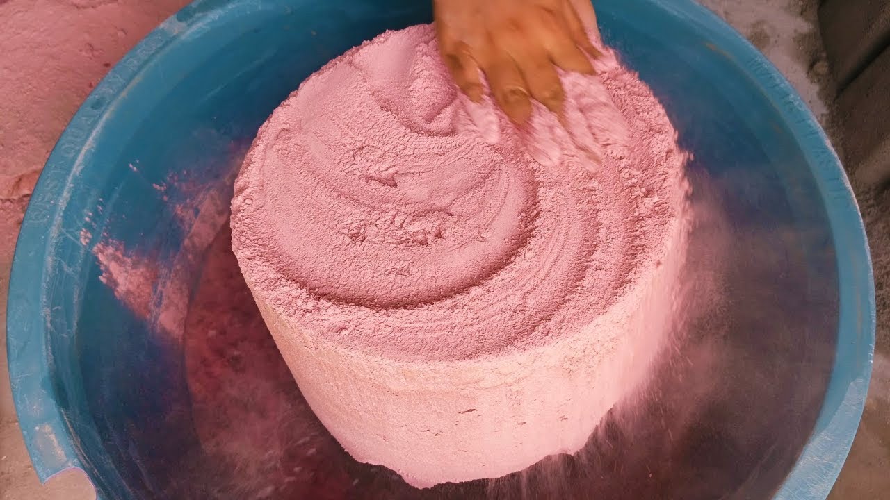 soft dusty pink dirt crumble dry on floor+in water/dedicate to syedaa 💕 ...