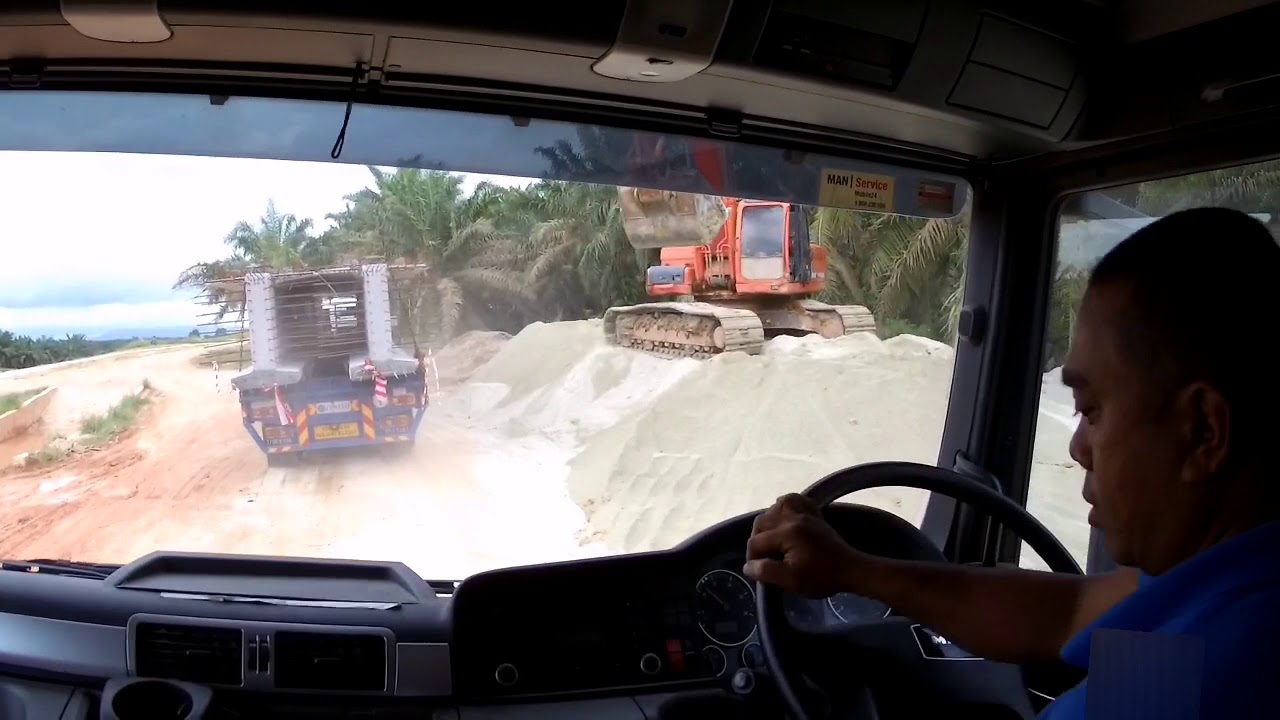 MAN TGS 33.480 MASUK JALAN SITE PROJECT YTL EDTP DI BUKIT BATU JOHOR ...
