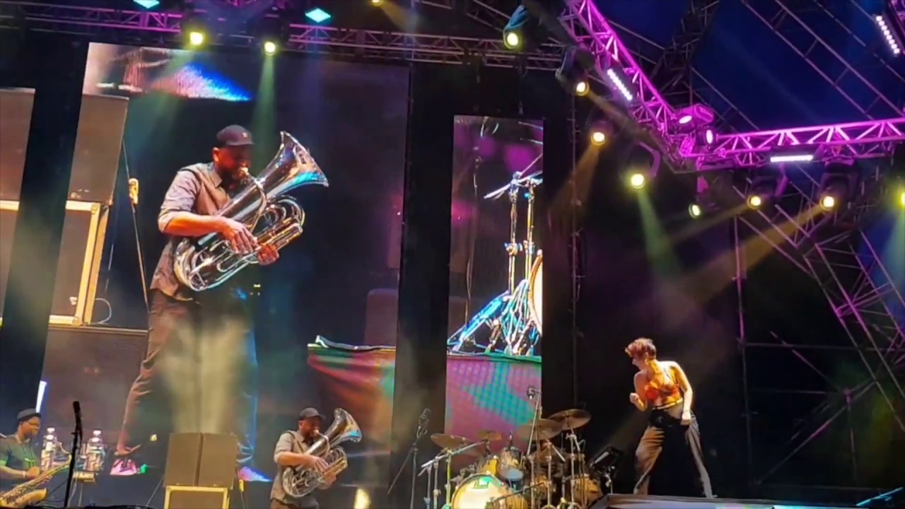 Tap Dance and Tuba Battle (Sarah Reich and Bill Muter) - Live at ...