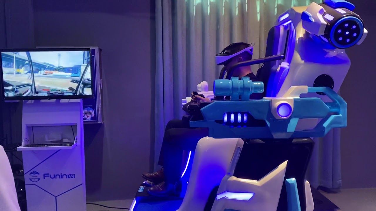 VR Mecha 360 degrees simulator - YouTube