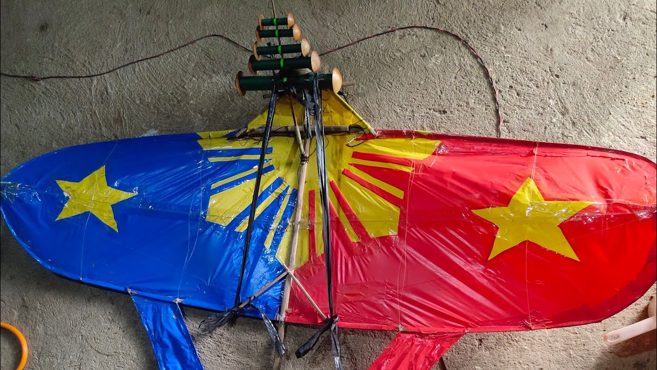 Ph kite with Flute - YouTube