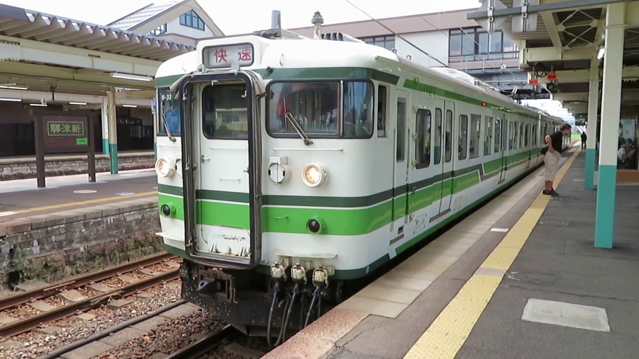 信越本線115系快速 新津駅発車 JR East Shin'etsu Main Line 115 series EMU - YouTube