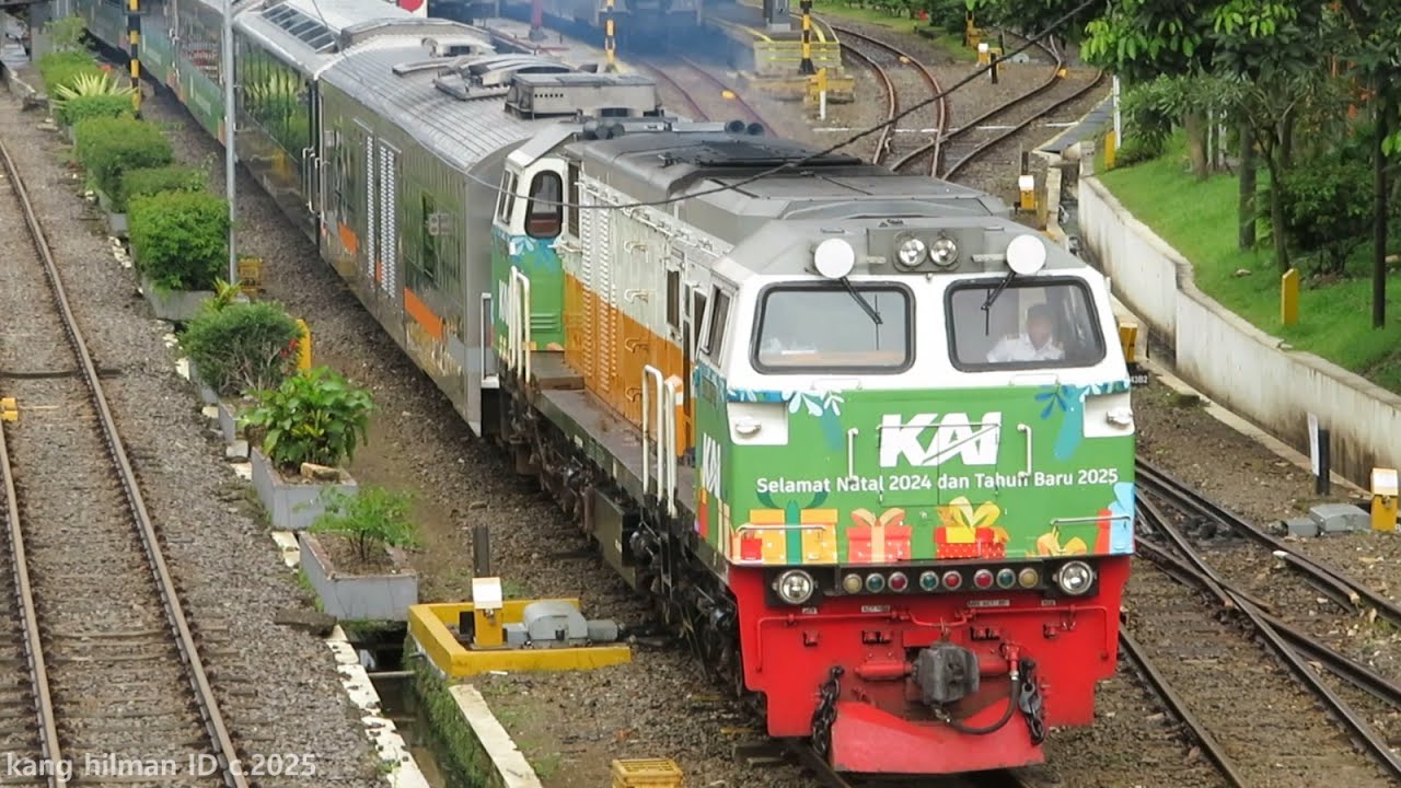 KERETA API ARGO WILIS SPECIAL EDITION BERANGKAT DARI STASIUN BANDUNG ...