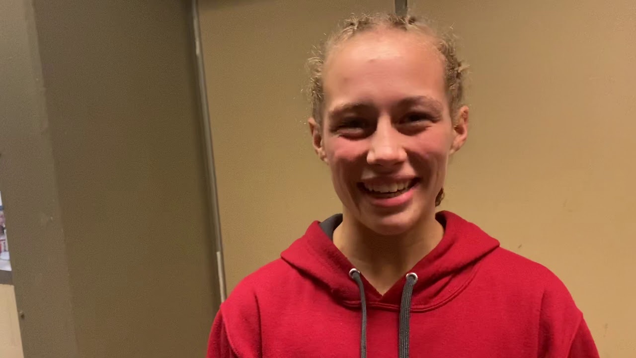 Santa Cruz junior wrestler Greta Gustafson - YouTube