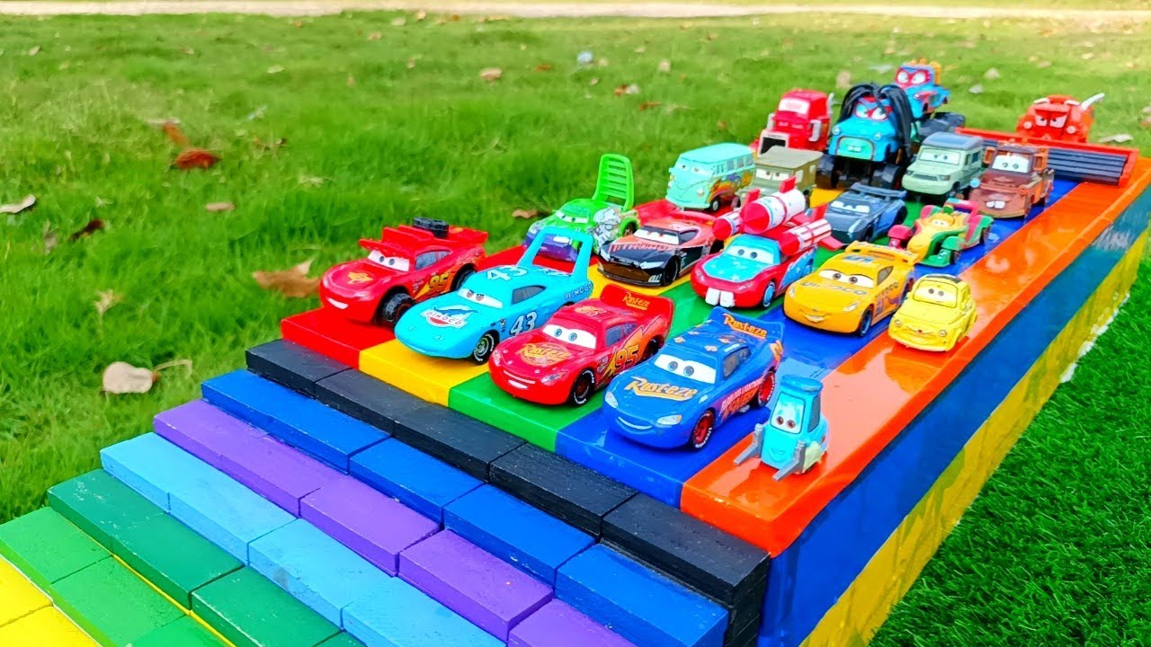 Disney Pixar Cars slides down the rainbow stairs, Lightning Mcqueen ...
