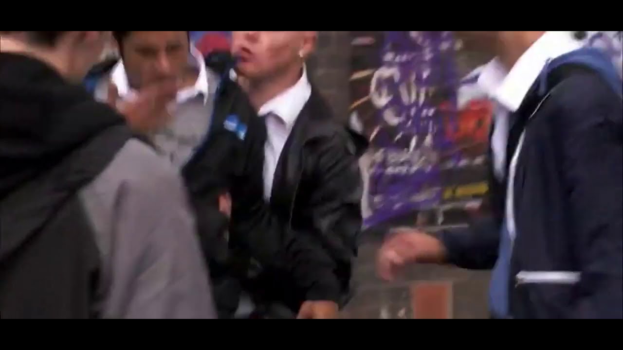 WR: Tariq siddiqi And Finn Sharkey Fight (S7X21) - YouTube