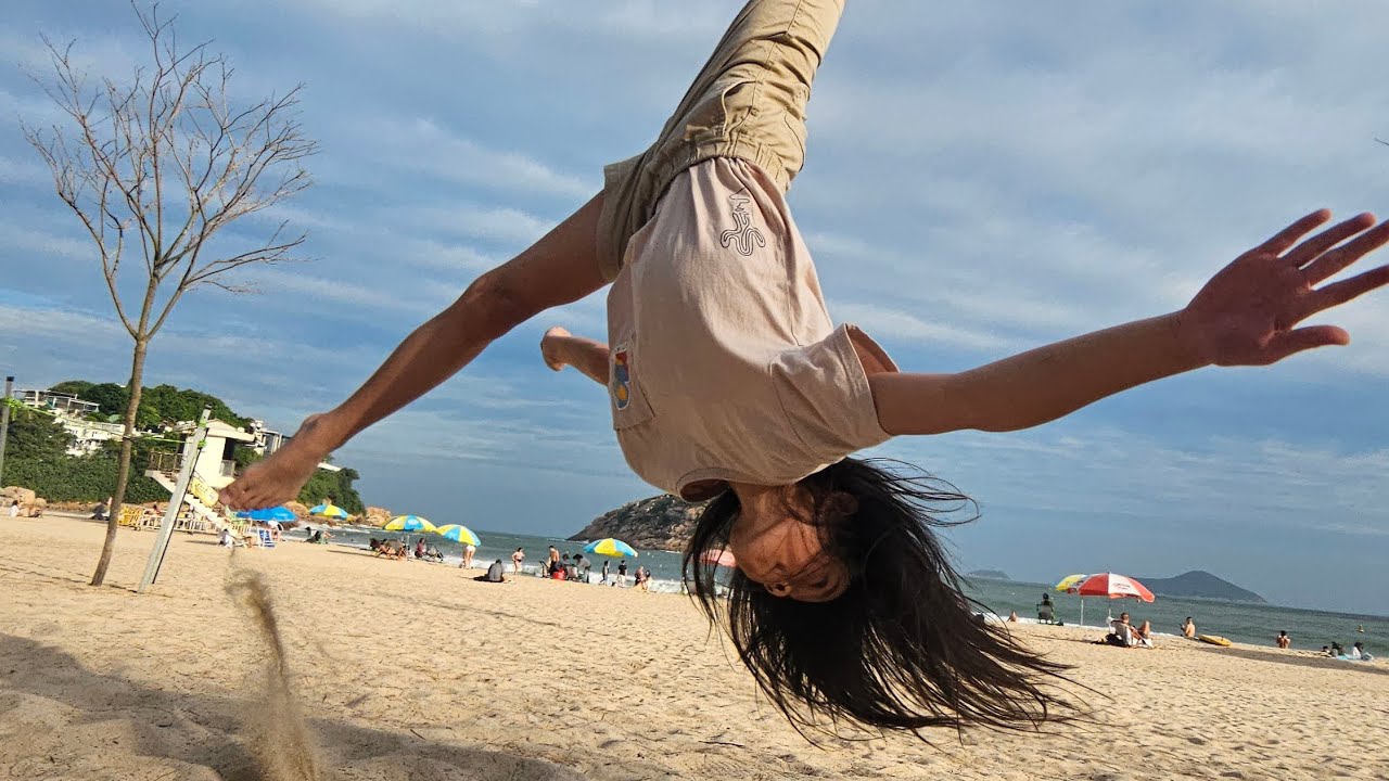 Beach gymnastics - YouTube