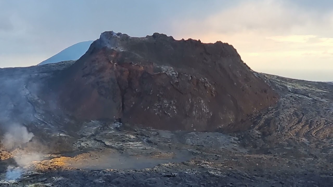 VOLCANO INACTIVE FOR 7 DAYS, Sunset view on 07.09.21 - YouTube
