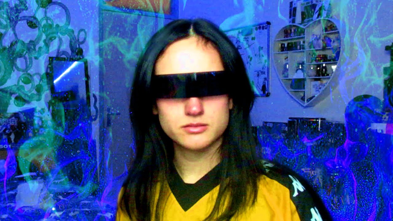 Appelkaas koopt spullen (alweer) - YouTube