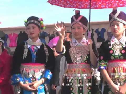 Fresno Hmong New Year 2010 Beautiful Hmong Girls - YouTube