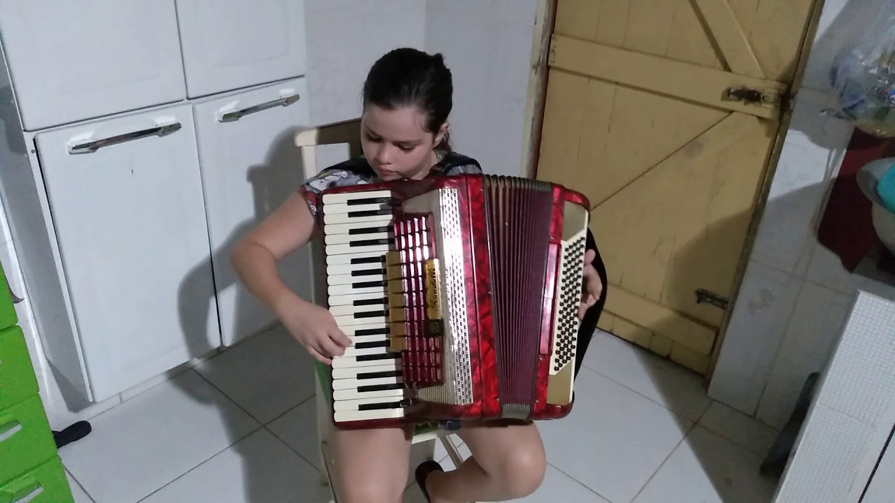 Layla do acordeon - YouTube