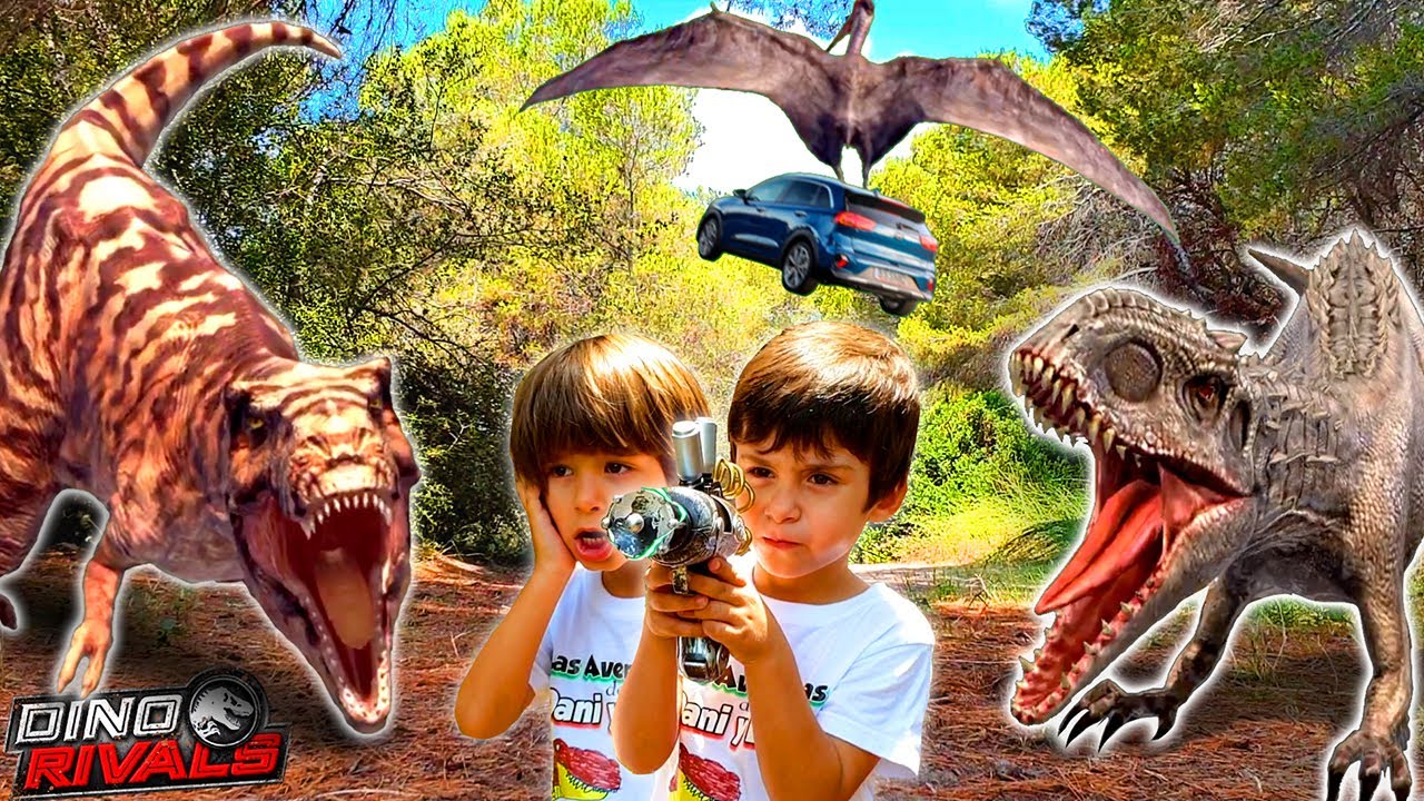 Dani y Evan, Los Coleccionistas de DINOSAURIOS perdidos en el bosque!! - YouTube