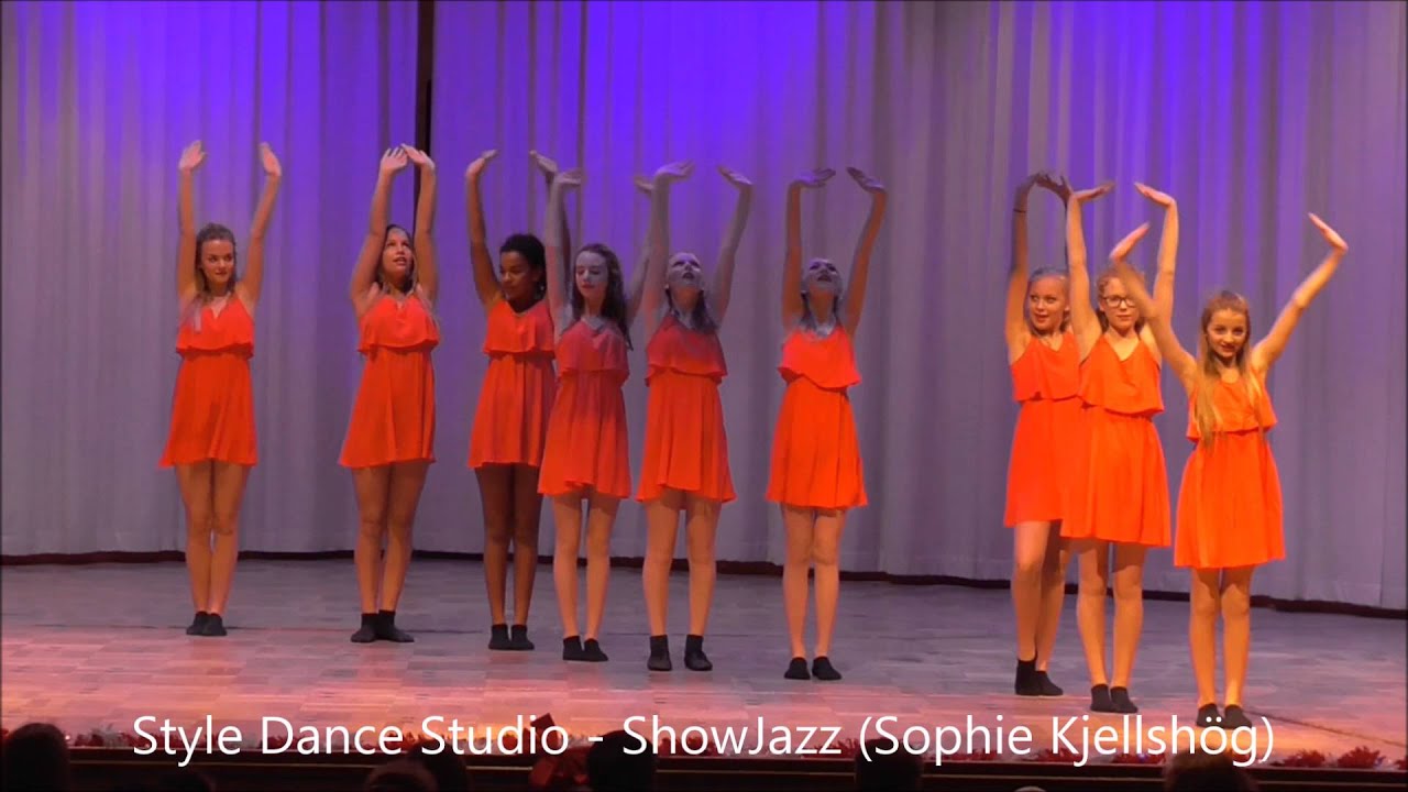 Candy Cane Christmas Show - ShowJazz - YouTube