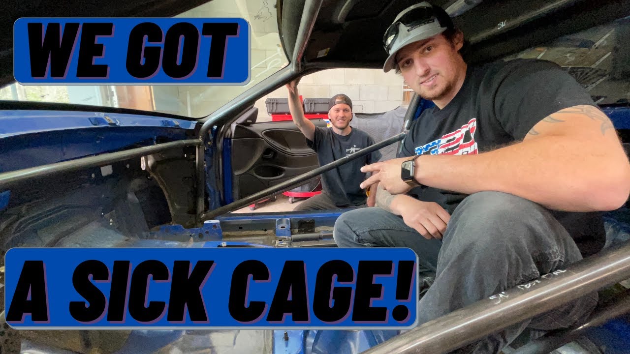 Mach 1 Gets Cage Welded In and it's SICK! [Team Z Chromoly 8 Point Roll ...