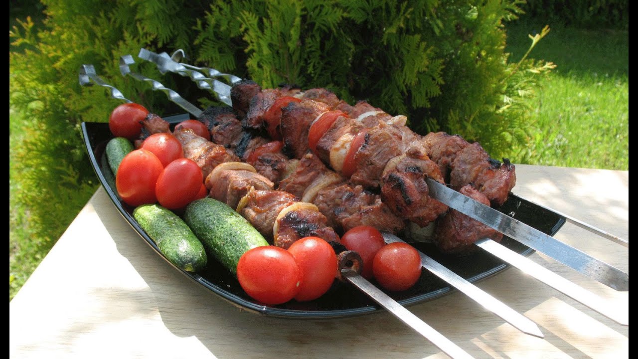 Barbecue for 40 minutes. Tomato marinade for barbecue. Vegetables on ...