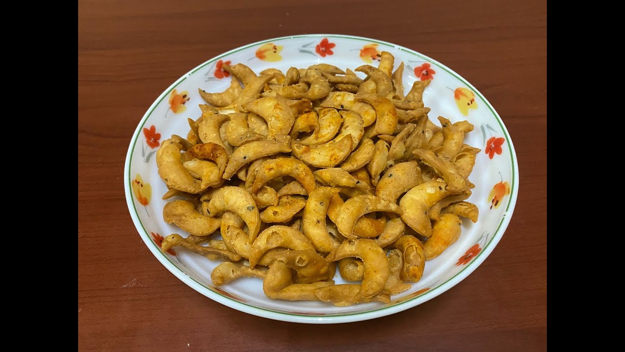 Moon crackers | fried moon biscuit | spicy crackers |evening snack ...