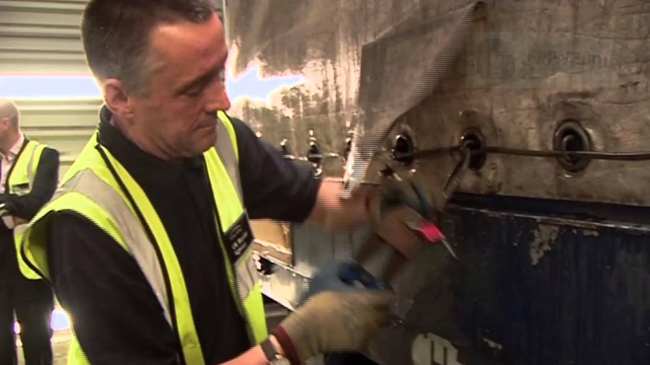 Border Control Calais - YouTube