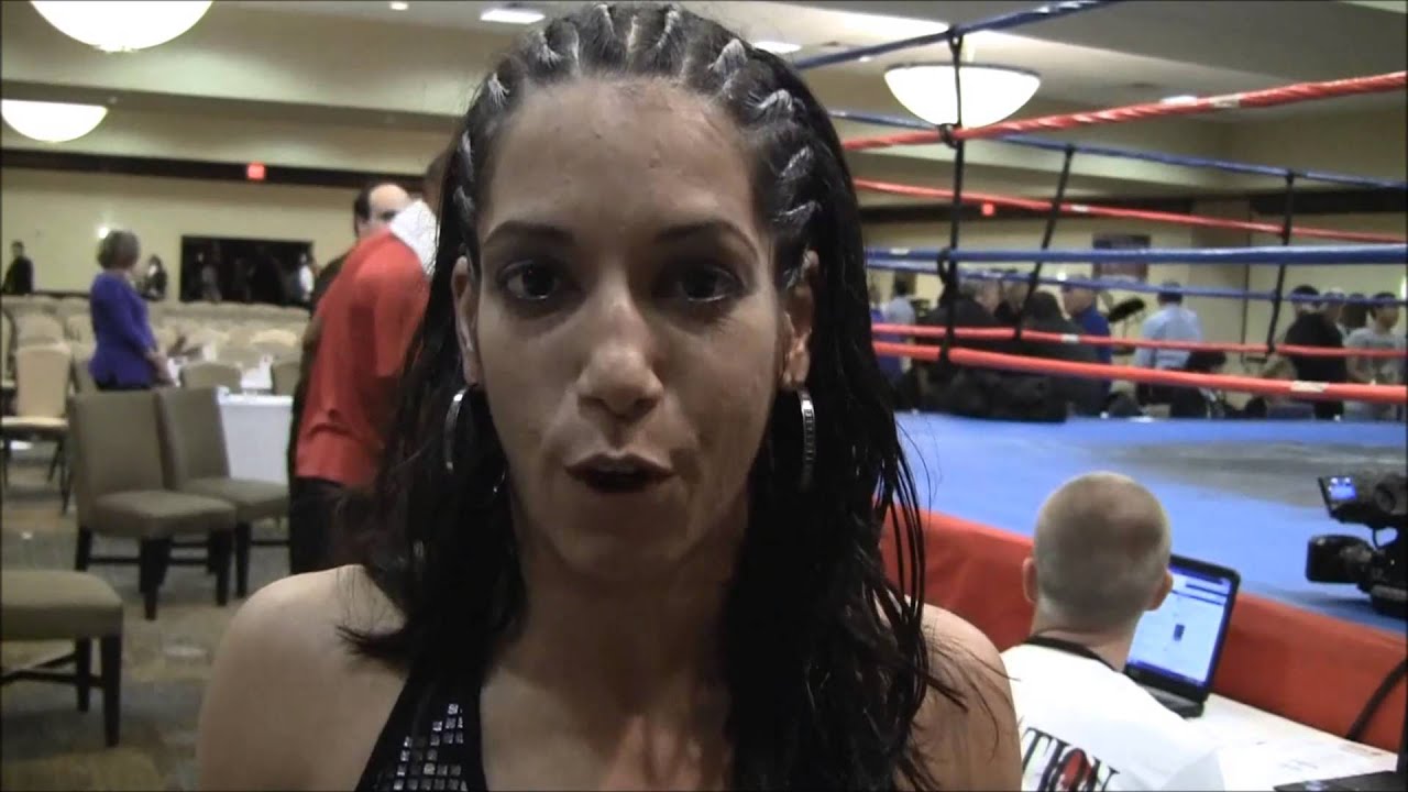 SIDESTEPBOXING POST FIGHT INTERVIEW W/ NOEMI BOSQUES 10/18/2013 - YouTube