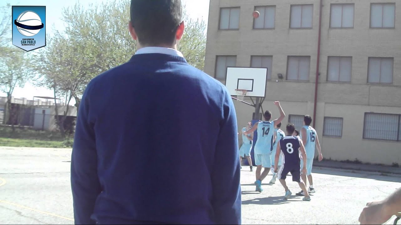 Buzzer beater de Ramón v Sanel - YouTube