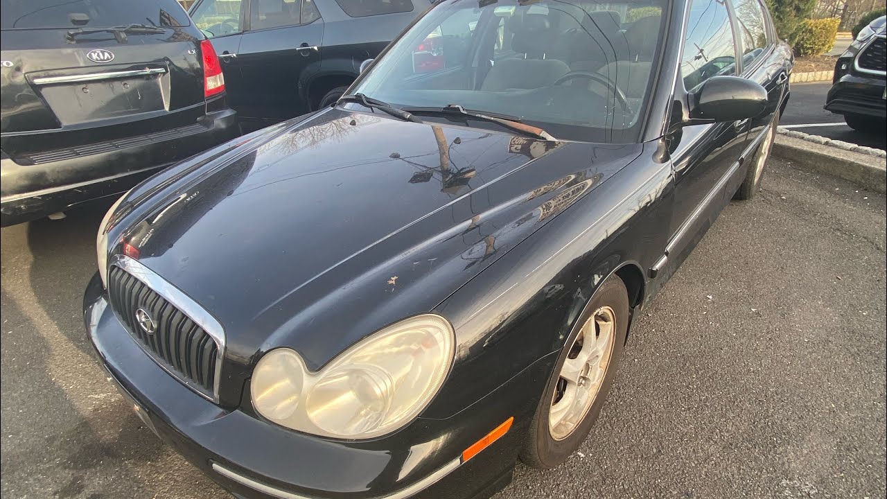 2005 Hyundai Sonata Start Up - YouTube