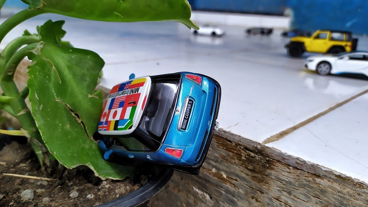 Diecast Cars Driving and Push by Finger (miniature toy cars play on the ...